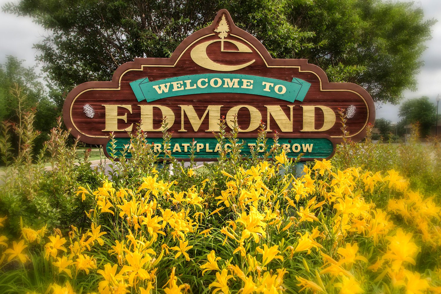 Kelly Edmond Branch in Edmond OK